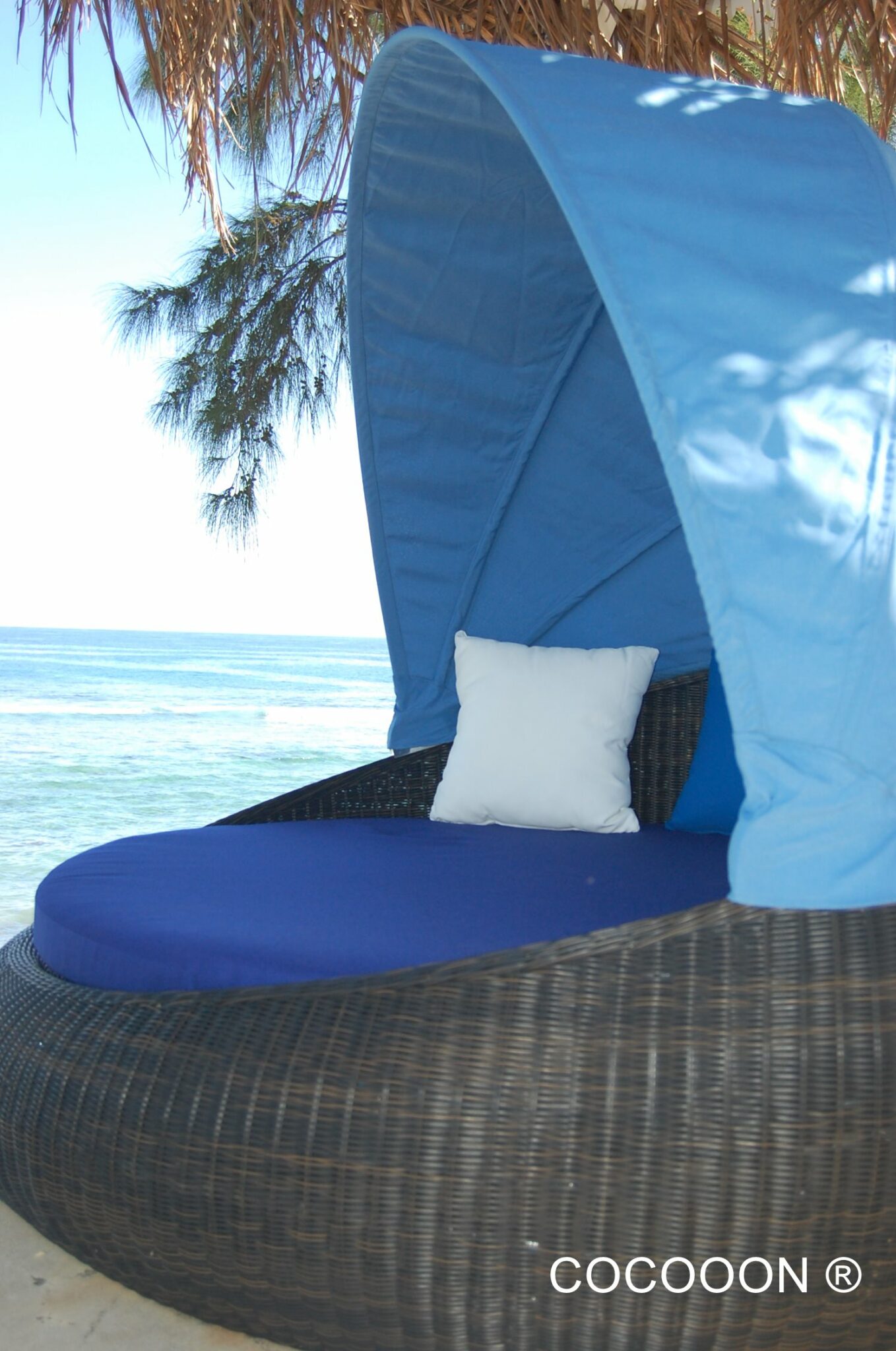 Round COCOON 200 canopy – Cocooon